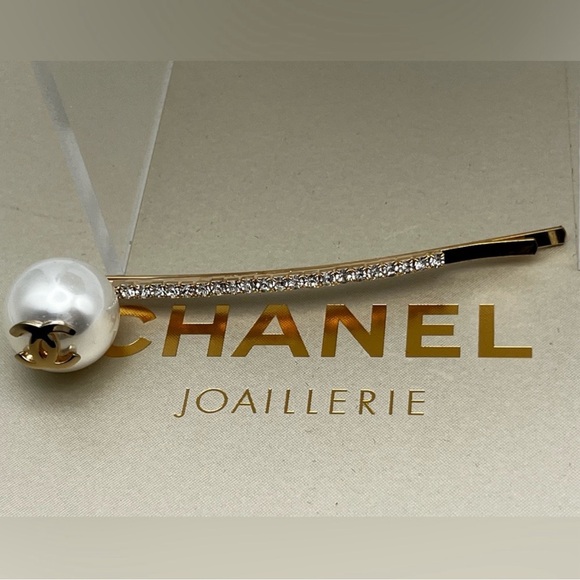 Accessories | Chanel Beauty Cc Hair Pin White Pearl Ball With Gold Pin ...